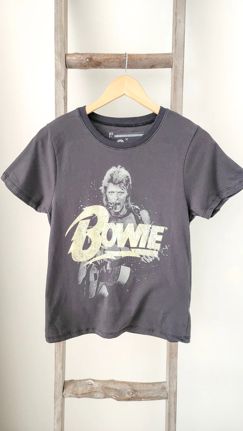5 Graphic Tees Every Mom Will Love | Hope & Stetson